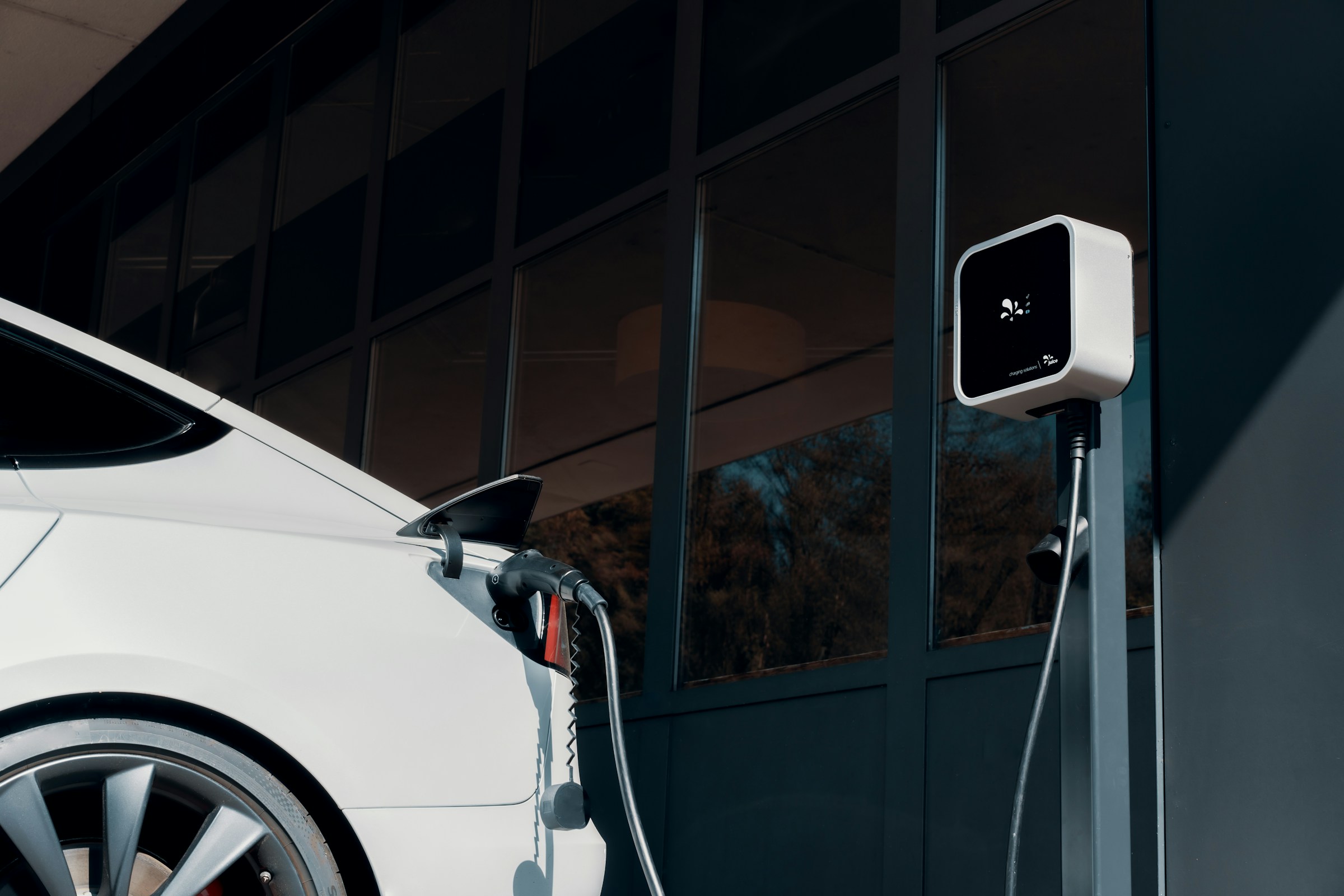 EV Hotspots: The UK's Electric Vehicle Business Leasing Report | Hippo ...