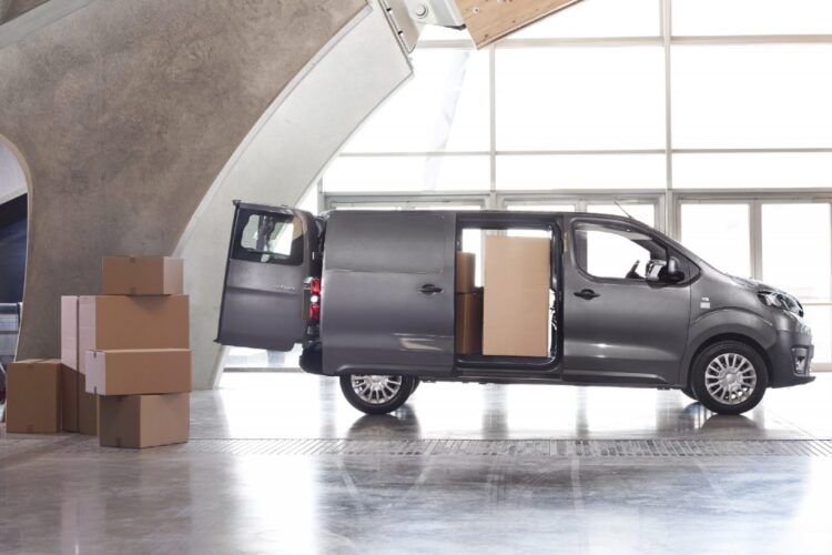 Toyota van models: What are the different types of Toyota commercial ...